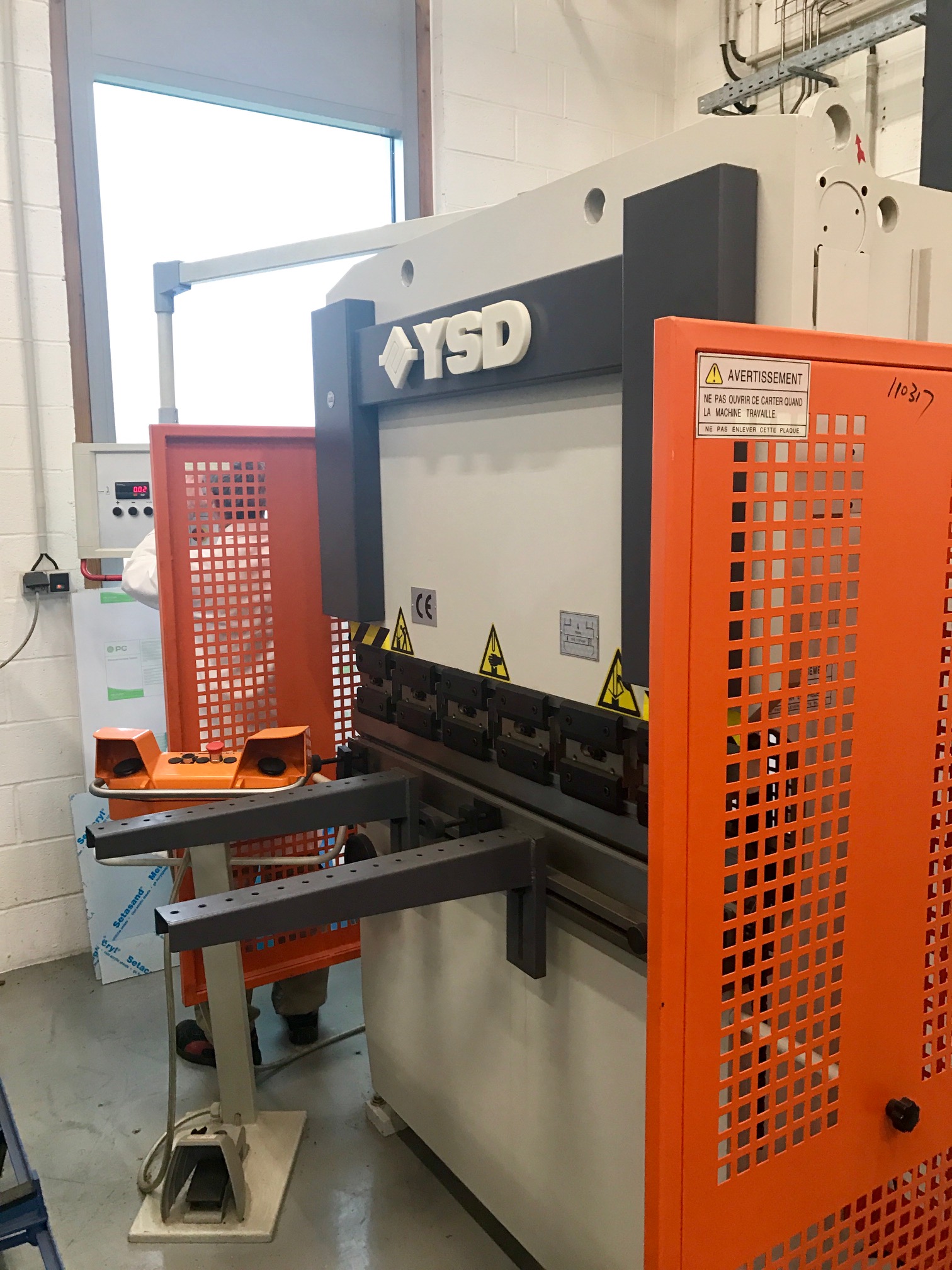 Presse plieuse YSD PPT 40/12,5 – SPMO, reprise, rachat machines outils